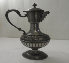 Caraffa in peltro